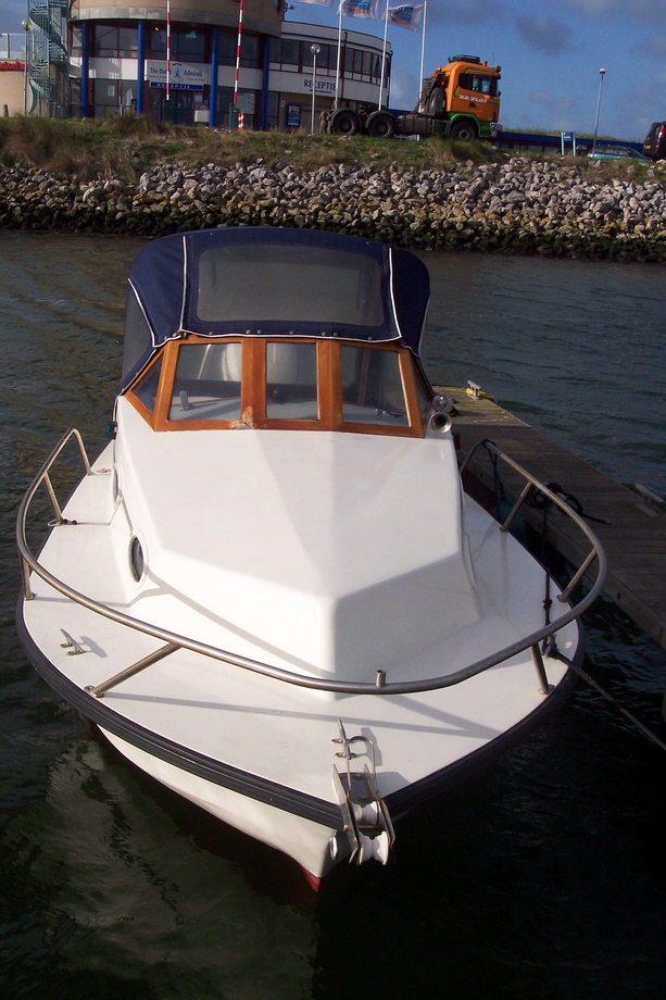 Amsterdamse Vaargids : boten te koop